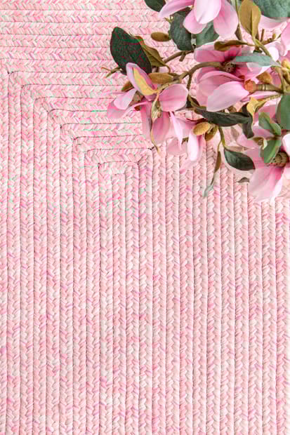 Jubilee Handmade Braided Indoor/Outdoor Pink Rug