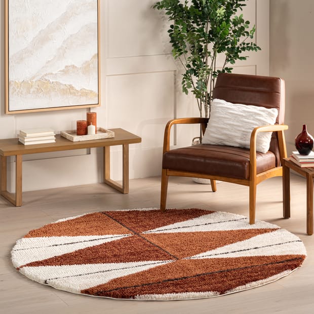 Hearthside Alexia Diamond Tasseled Rust Rug
